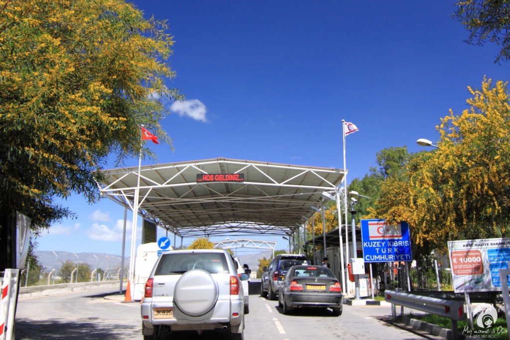 Border Crossing Between South and North Cyprus, Taxi Transfer